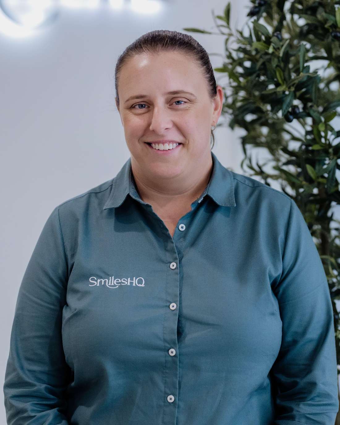 Dentist in Warners Bay NSW | Lisa